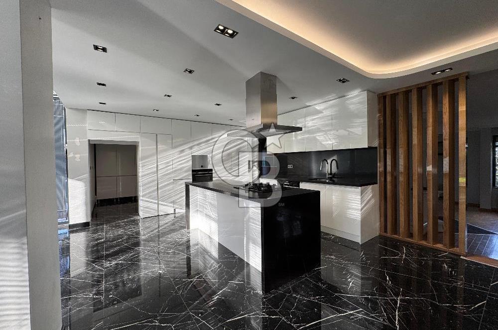 İNCEK KONAKLARINDA KÖŞE KONUMLU 5+2 MÜTHİŞ SATILIK VİLLA - 323975